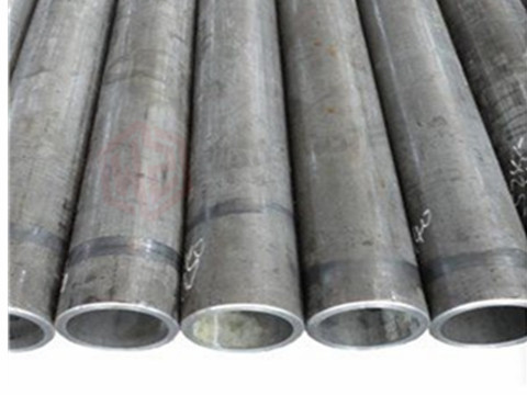 How Is Seamless Pipe Made?
